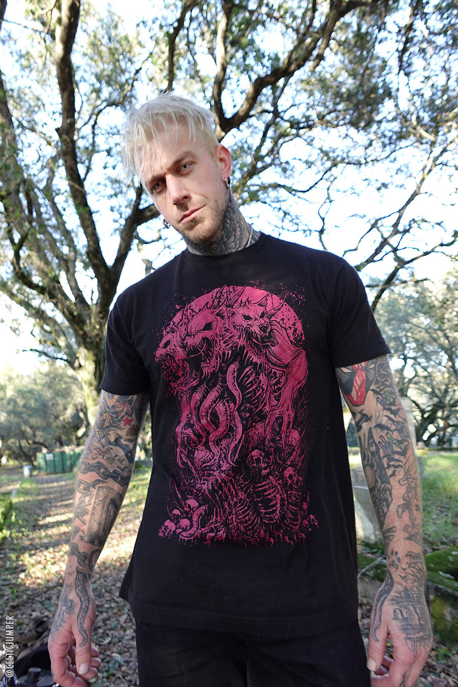 Three-Headed Werewolf T-shirt [WINE RED] – VampireFreaks