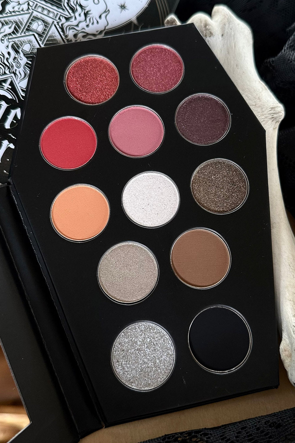 Holy Smokes Coffin Eyeshadow Palette – VampireFreaks
