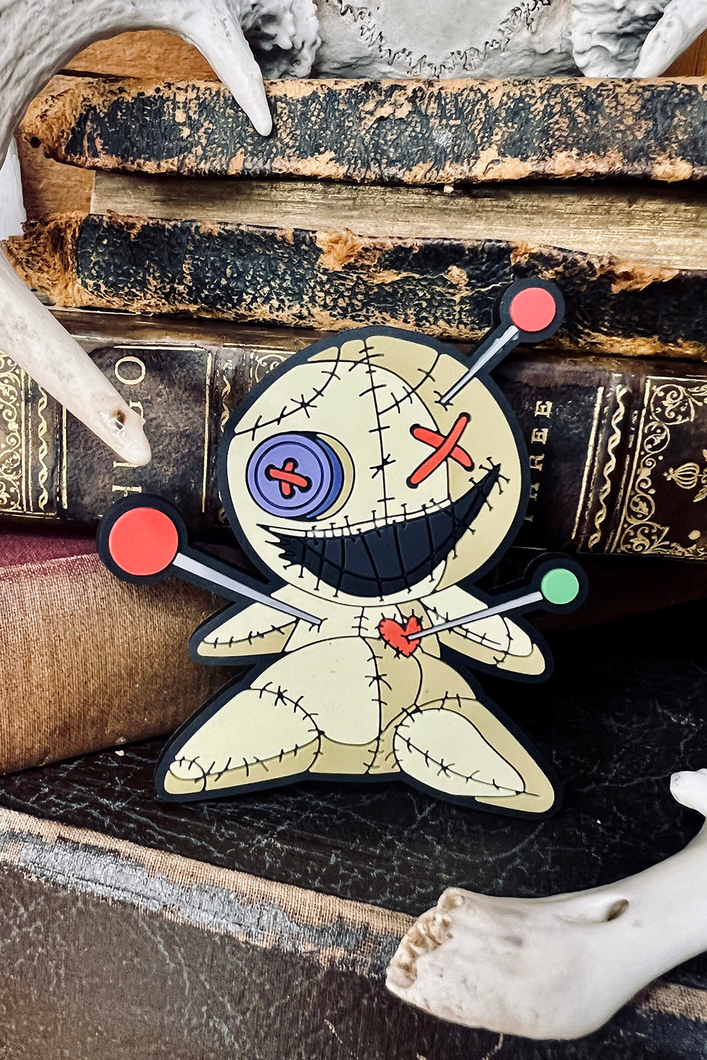 Ouchie Voodoo Doll Rubber Magnet – VampireFreaks