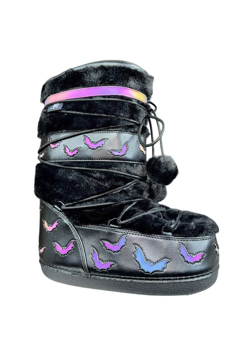 Blizz Bat Snow Boots [Black/Reflective] – VampireFreaks