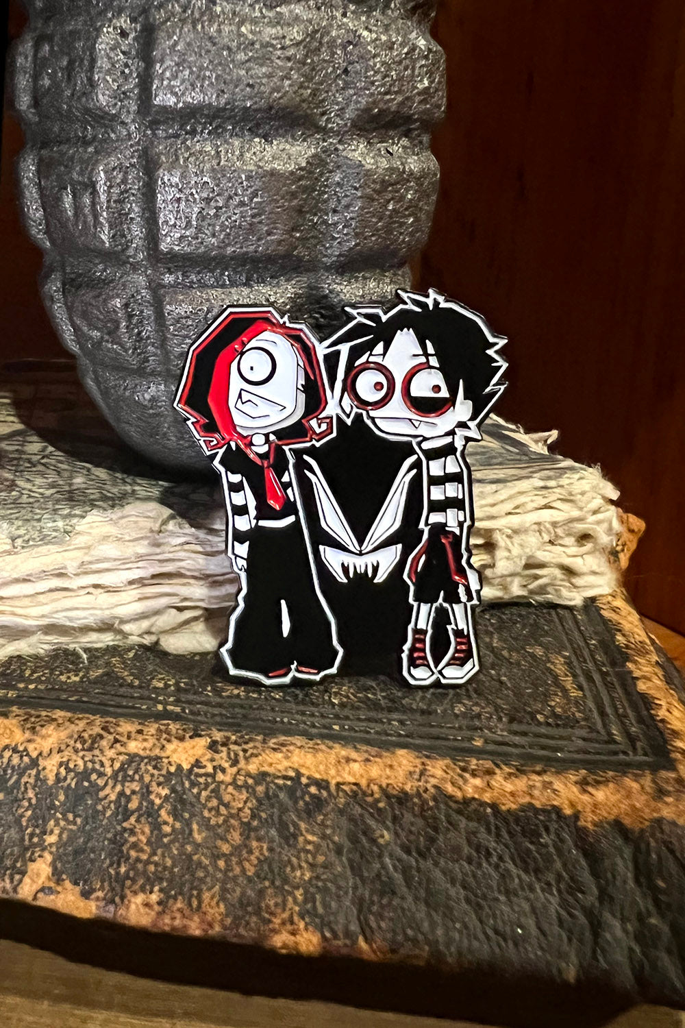 Serial Freaks Enamel Pin – VampireFreaks