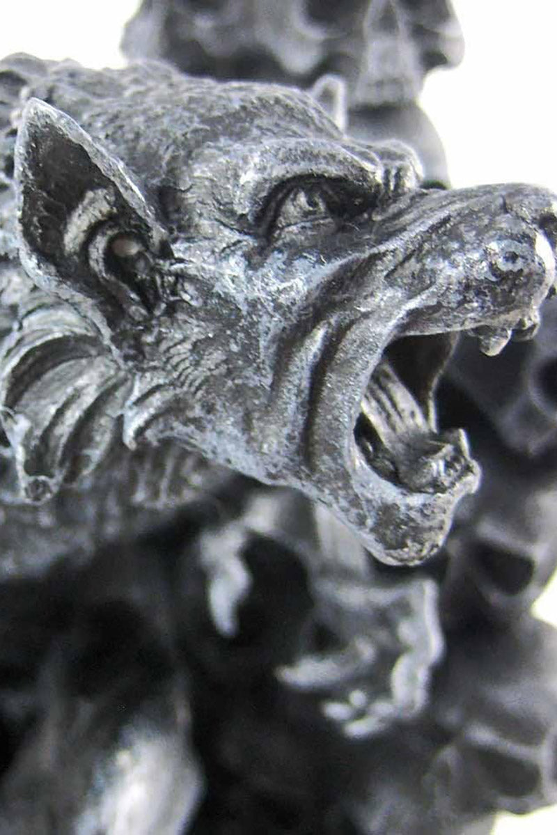 Werewolf Bookends – VampireFreaks