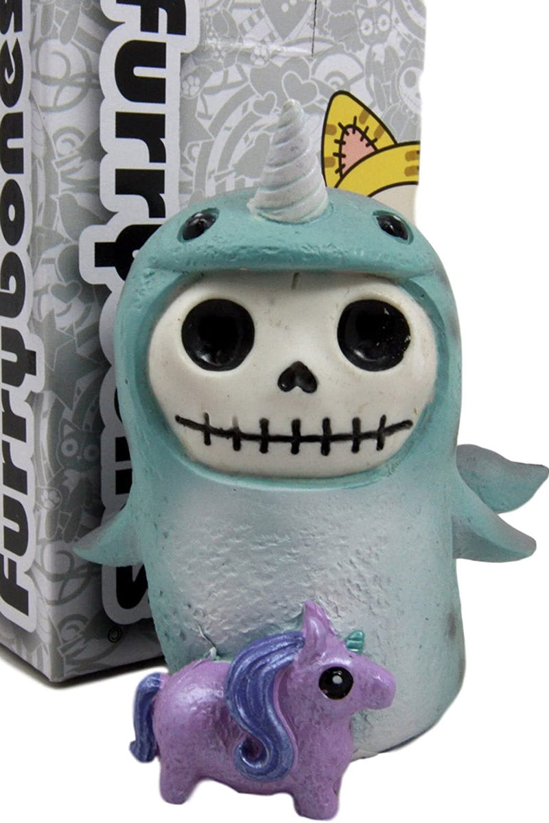 Whally Statue – VampireFreaks